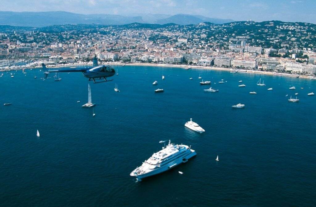 Discover Cannes: Must-See Places - Horizon île de Lerins
